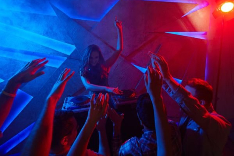 Aspen Nightlife - 8 Bars & Clubs to Add to Your Bucket List