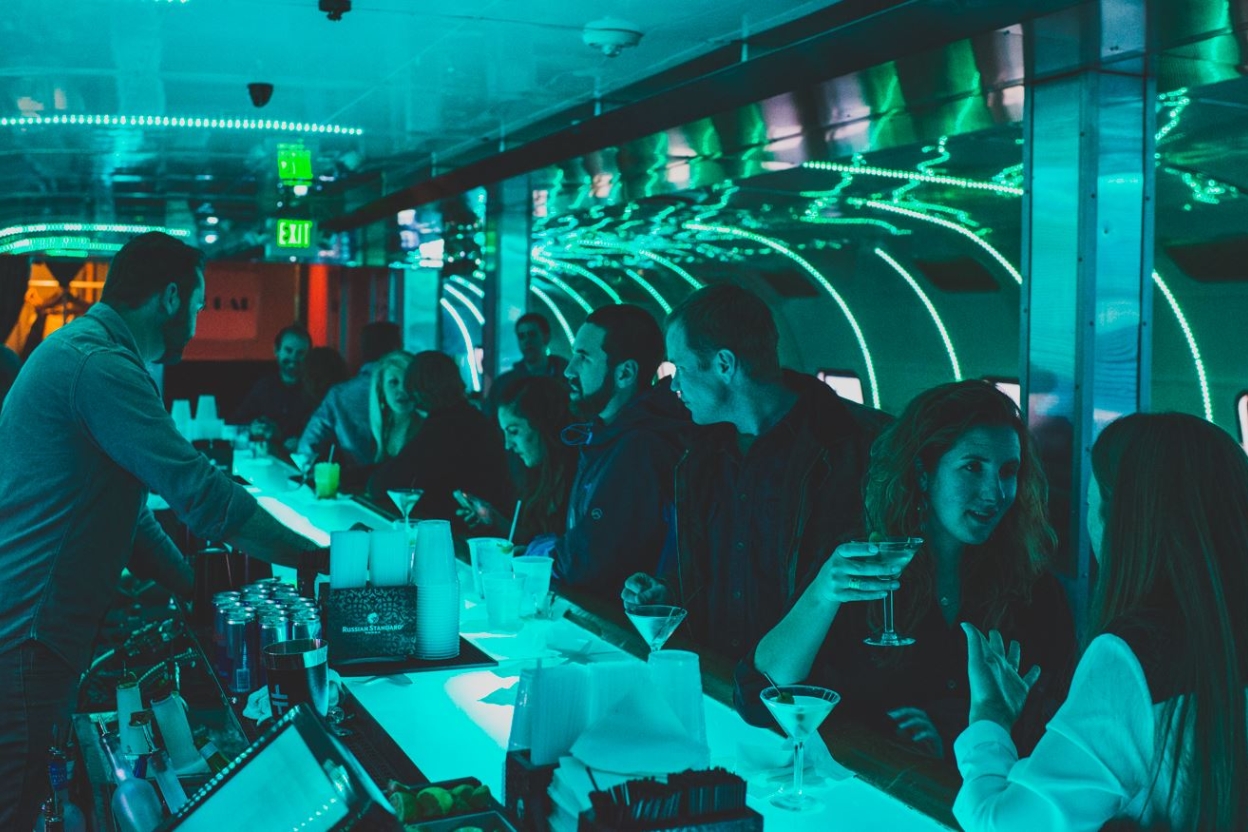 Aspen Nightlife - 16 Bars & Clubs to Add to Your Bucket List